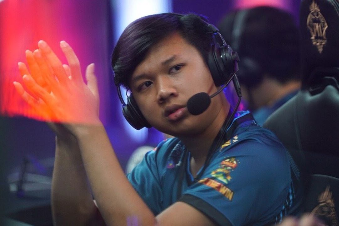 Luminaire, Master Selena 15M!