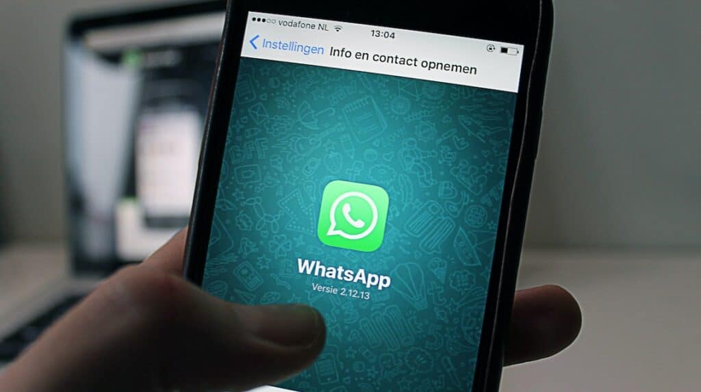 How to Use WhatsApp Web on Android and iOS Phones