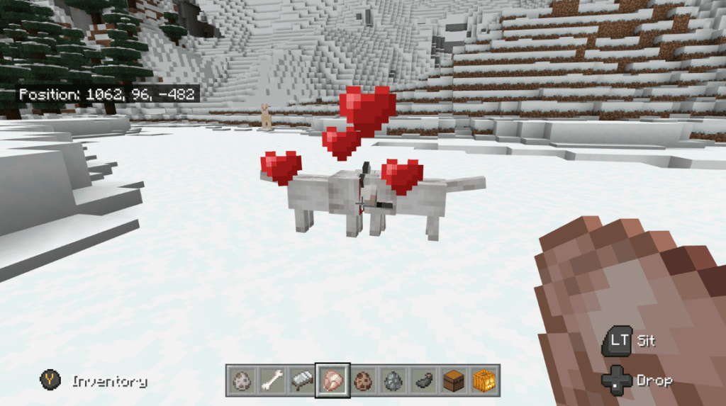 Tips about Wolves in Minecraft and How to Tame them